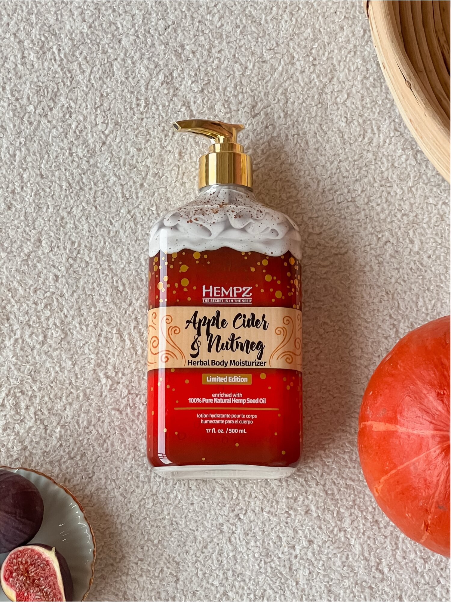 Молочко Hempz "Apple cider&nutmeg", увлажнение, питание, для всех типов кожи