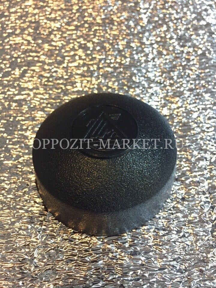 Защитный колпак гайки колеса коляски Урал