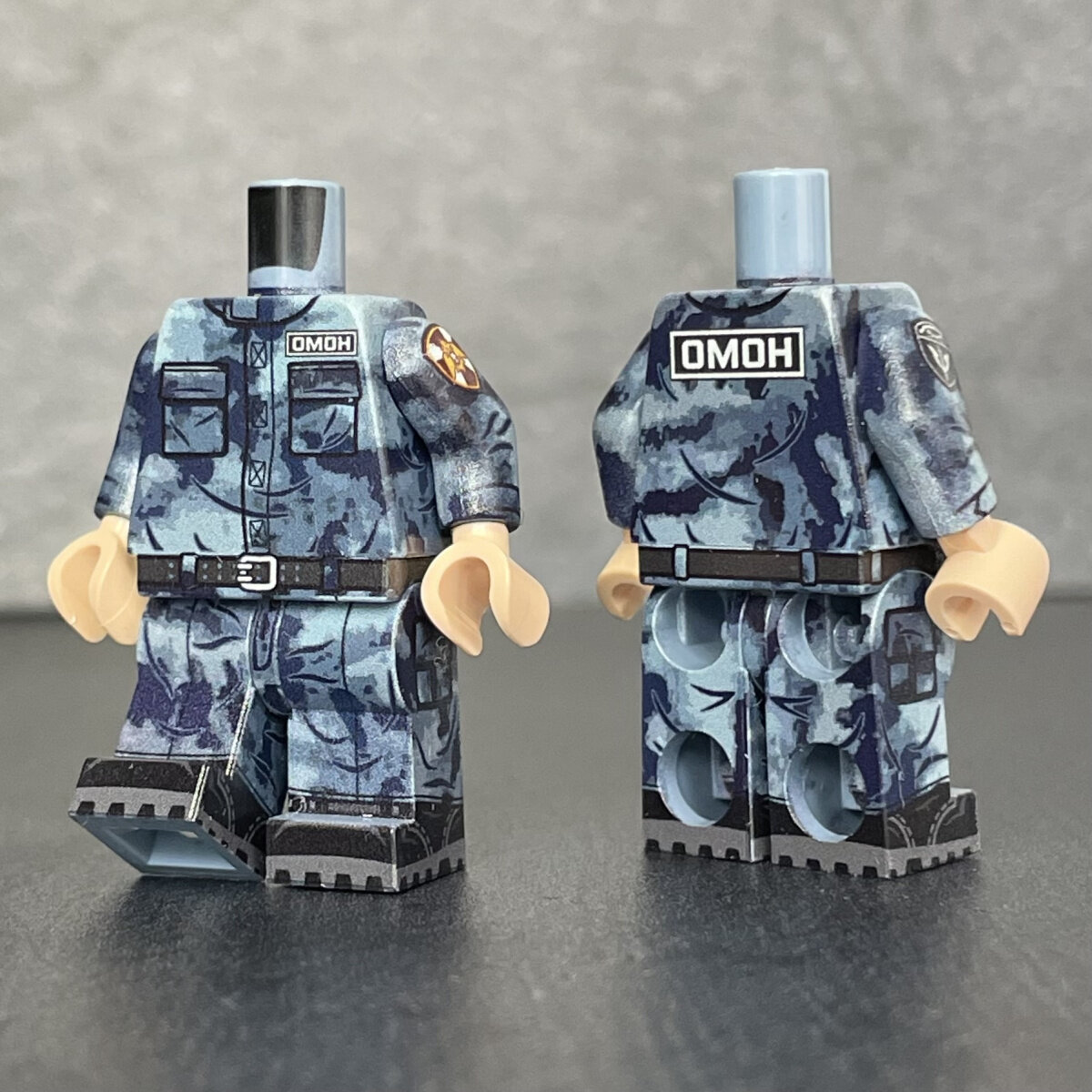 Минифигурка коллекционная совместимая с лего с эксклюзивным принтом омон России Мох | Фигурка