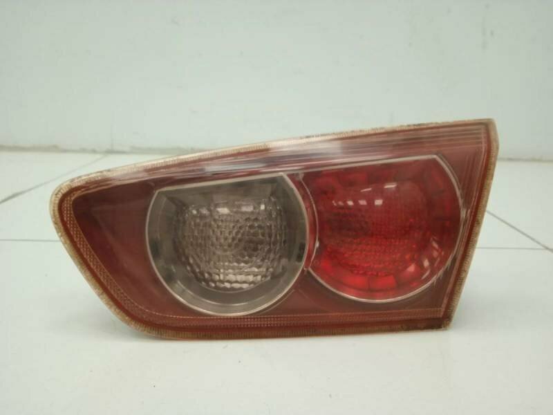 Фонарь задний внутренний правый Mitsubishi Lancer X CX, CY 2007 кат.номер: 8330A112