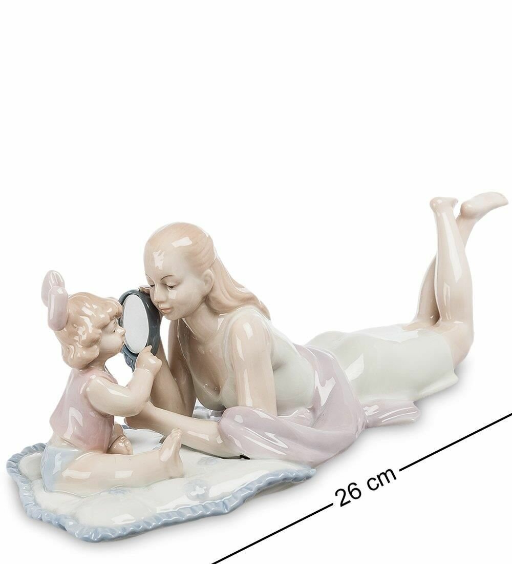 Статуэтка Мама с дочкой (Pavone) A2049694 Pavone, Фарфор