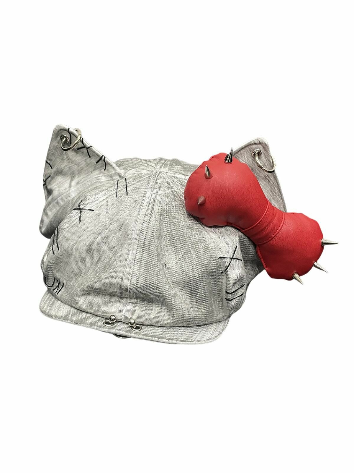 Модная бейсболка с ушками для собак