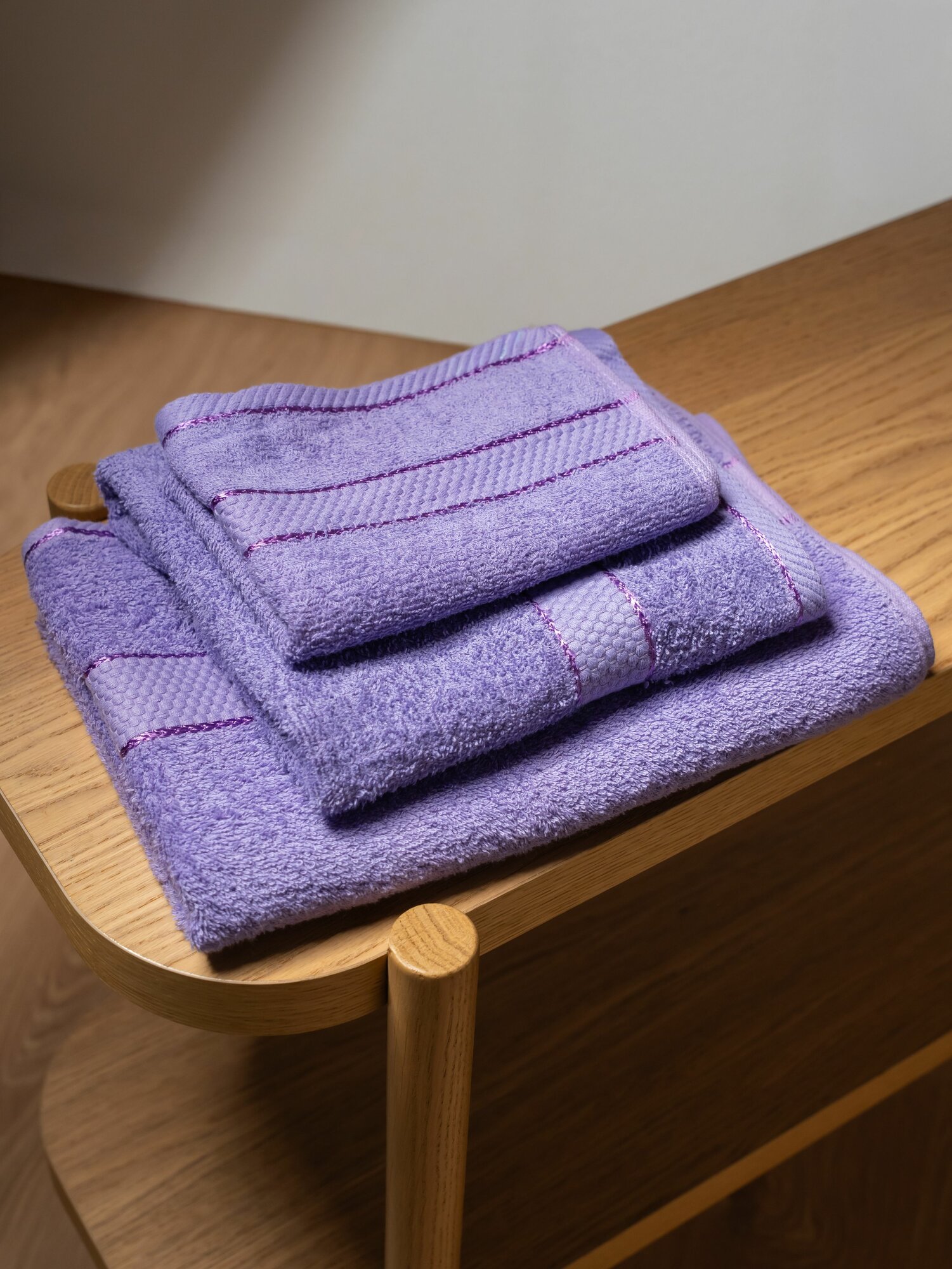 Полотенце махровое 410 гр/м мягкий ворс размер 50х100 для рук и лица цвет Лаванда