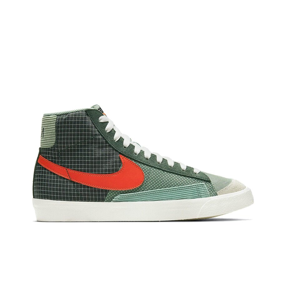 Кроссовки NIKE Blazer, размер EU 42 стопа (26.5CM), green — фото 1