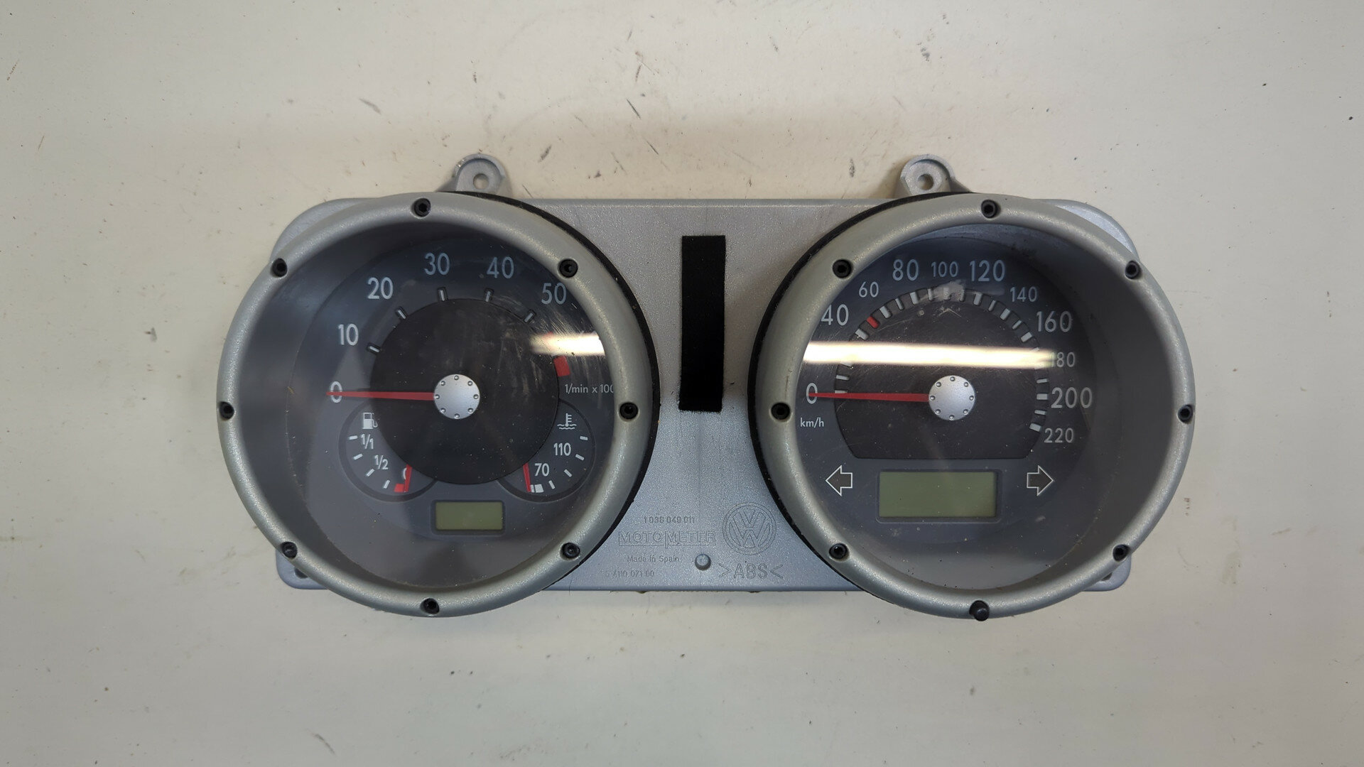 Приборная панель Volkswagen Polo Б/У