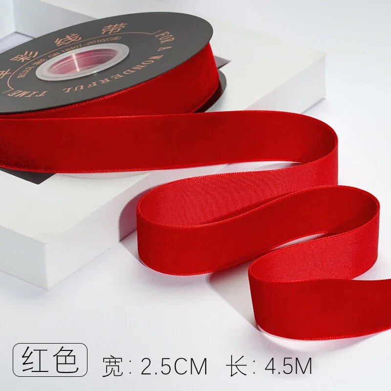 Красная бархатная лента 2.5 см x 4.5 м