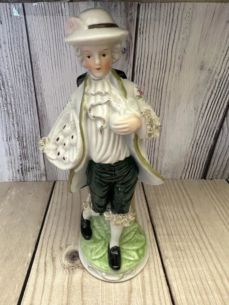 Статуэтка Кавалер фарфор Германия Винтажная коллекционная