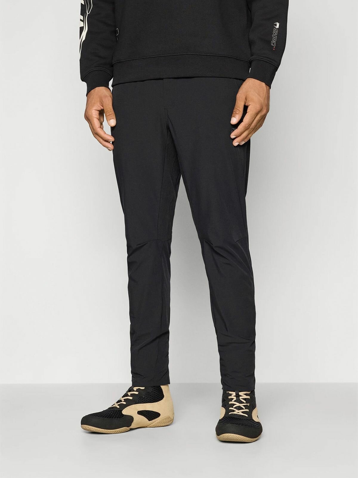 Брюки спортивные