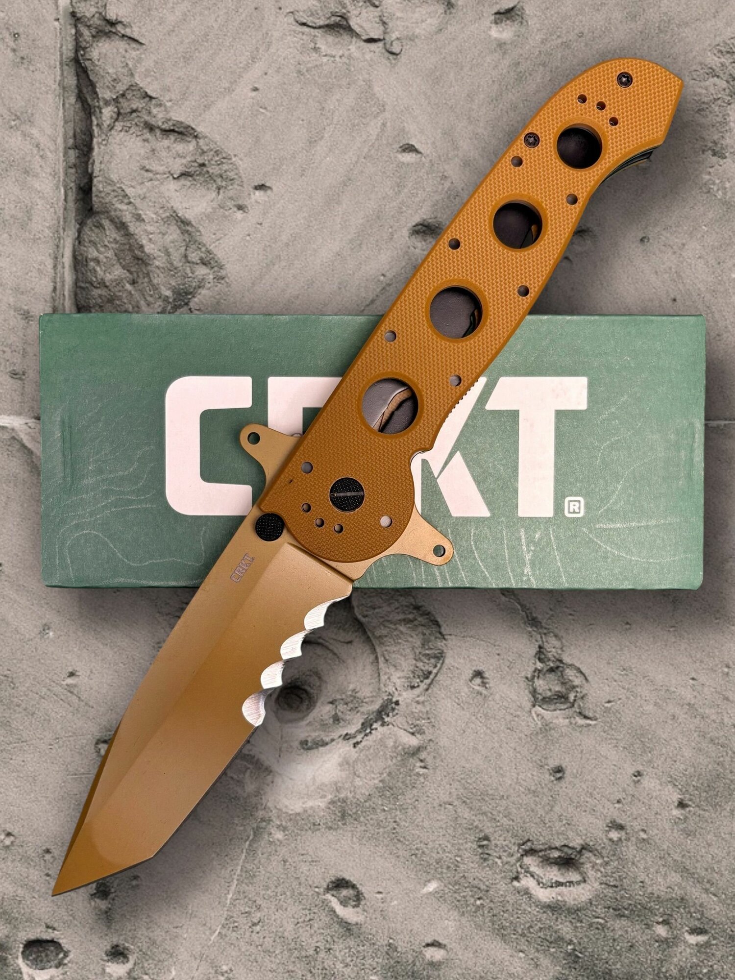 Складной нож CRKT Carson M16 Desert Tan, M16-14DFSG