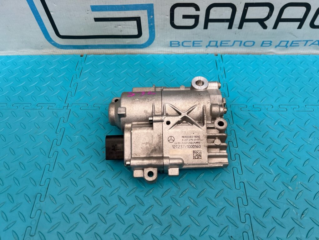 Насос акпп/маслонасос Mercedes-Benz E-Class 2012 W212 271.860 1.8 OEM A2212700197