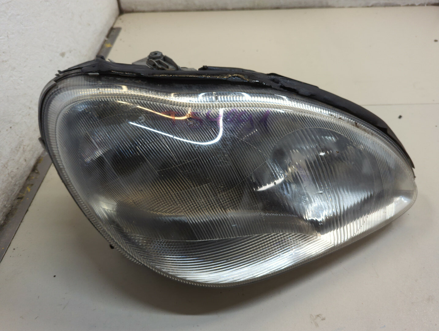 Фара (передняя) правая Mercedes S W220 Б/У