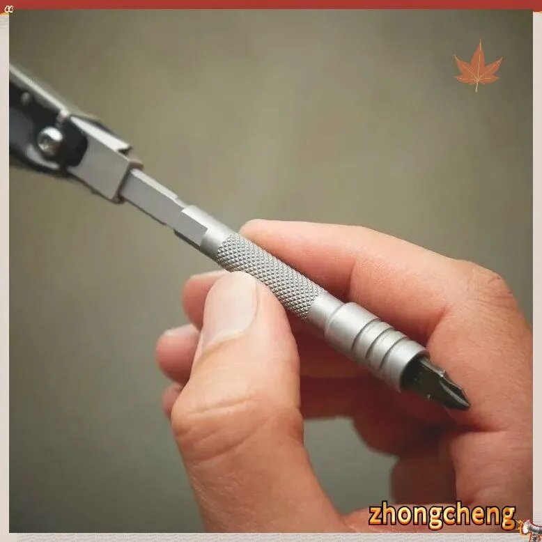 Leatherman Tool Adapter Bit Kit Набор для выживания 1/4" для мультитулов — фото 1