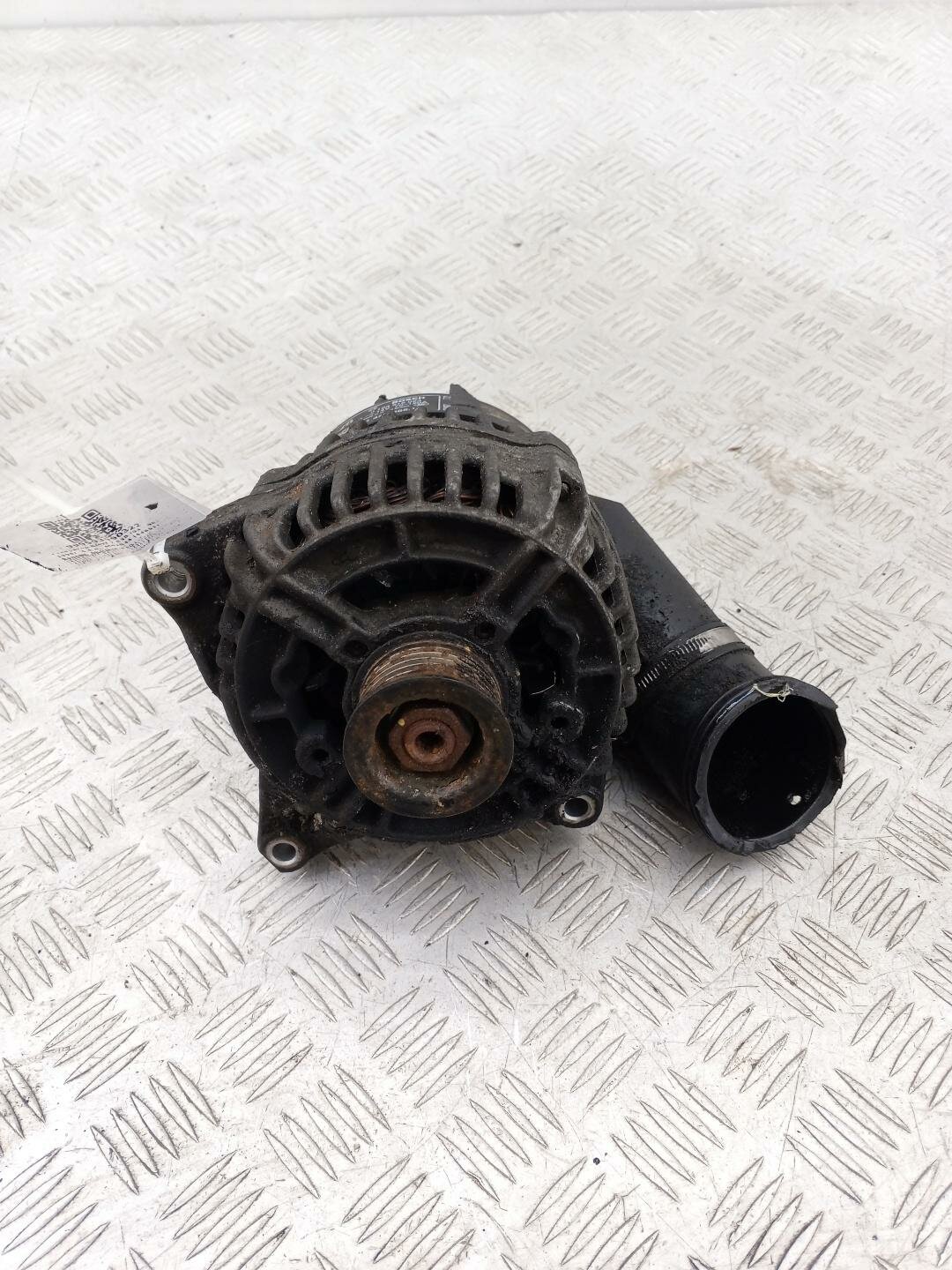 Генератор для BMW 7 E38 4.4 OEM 1433265