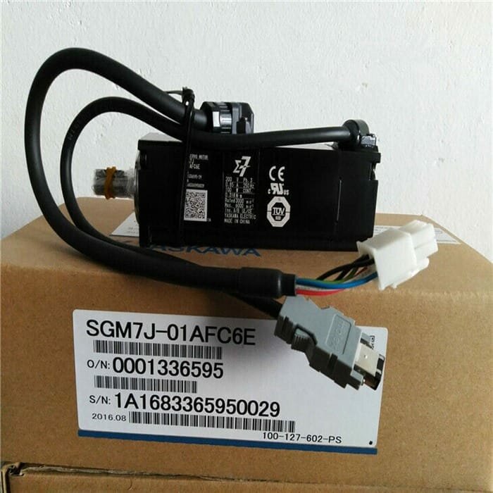 Модуль YASKAWA SGM7J-01AFC6E — фото 1