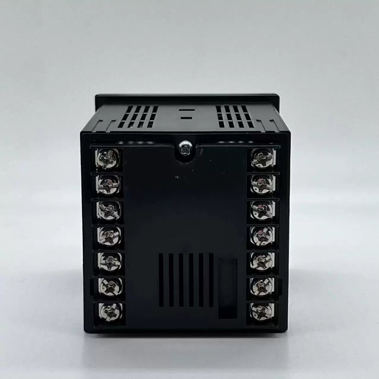 Цифровой контроллер температуры XMTD212-104S-SSR с твердотельным реле