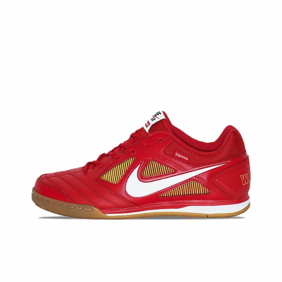 Бутсы NIKE