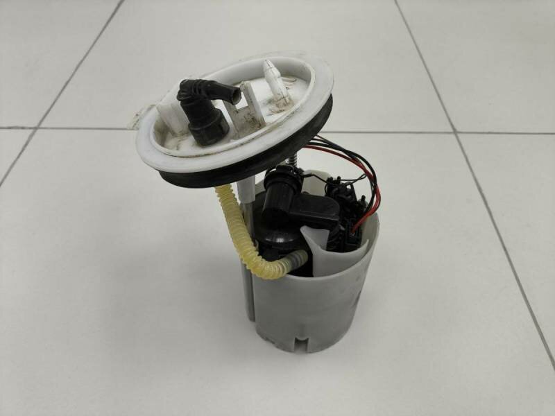 Насос топливный электрический Skoda Octavia A7 2013