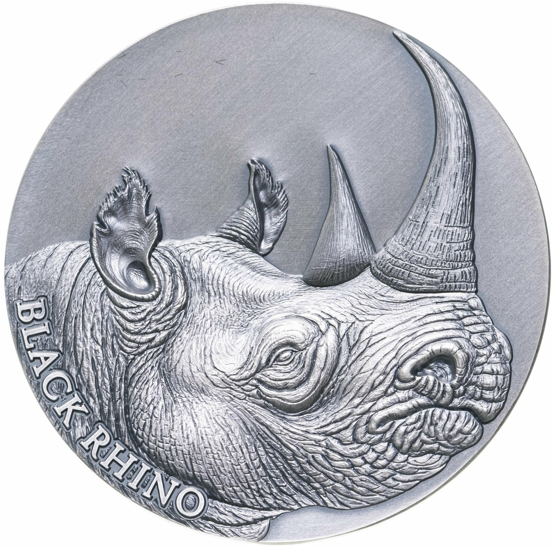 Камерун 2000 франков 2023 "Носорог" в футляре с сертификатом, Серебро 999, в сохранности UNC