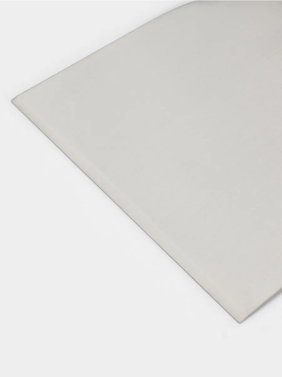 Практичный пластиковый скребок для уборки