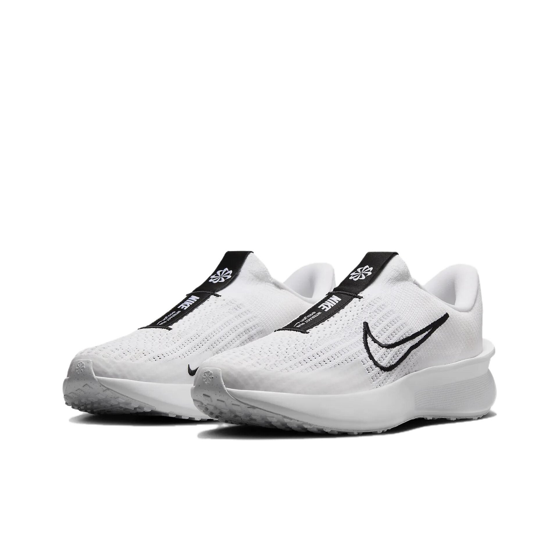 Кроссовки NIKE Interact Run, размер EU 43 стопа (27.5CM), белый, — фото 1