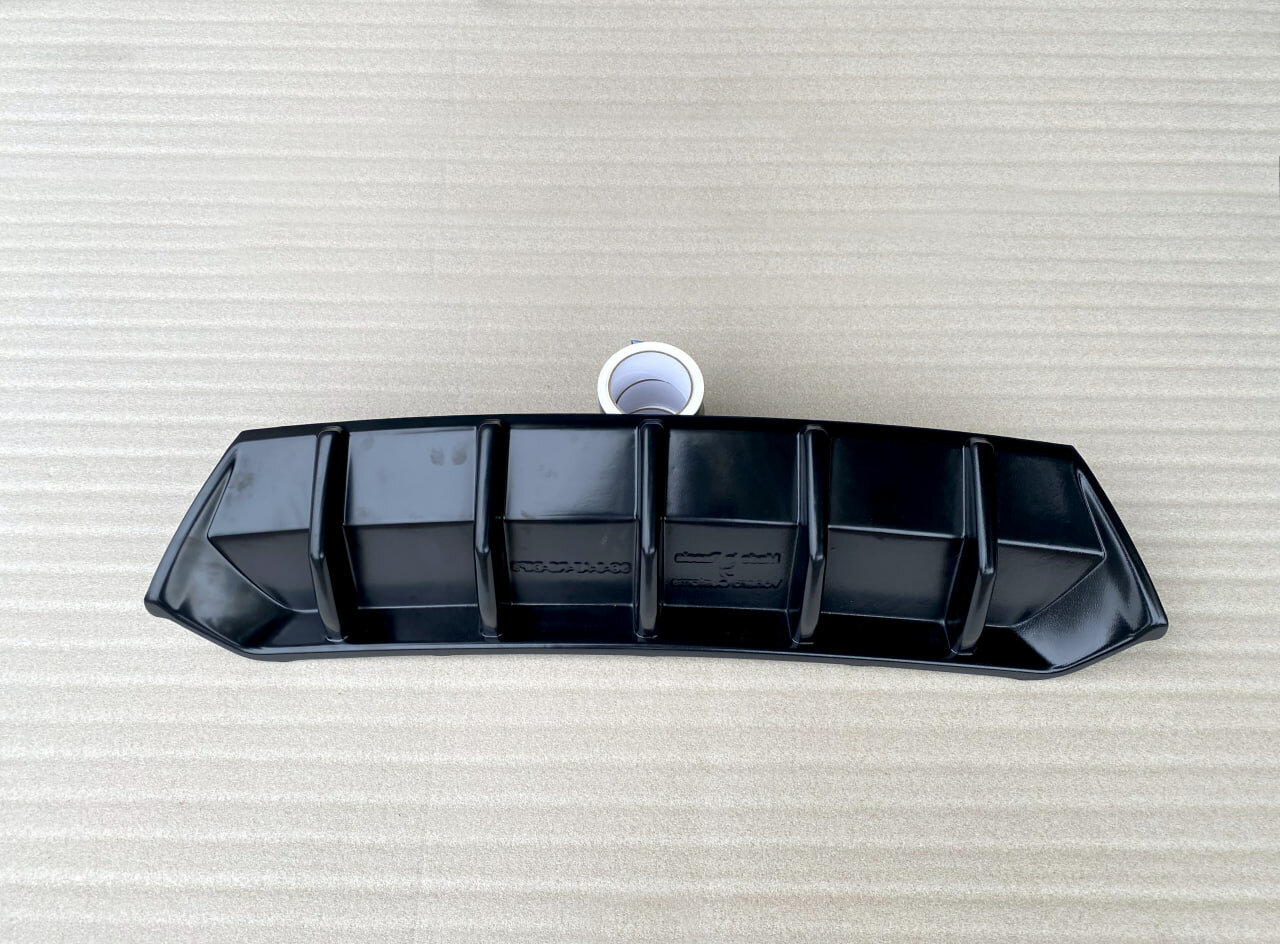 Диффузор вставка заднего бампера Skoda Octavia 3 A7 RS (ver. 3) - под покраску SO-3-A7-RS-DIF3P