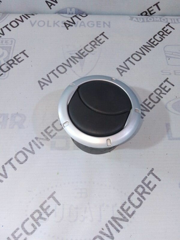 Дефлектор воздуховод Лада Ларгус 1 Б/У с пробегом