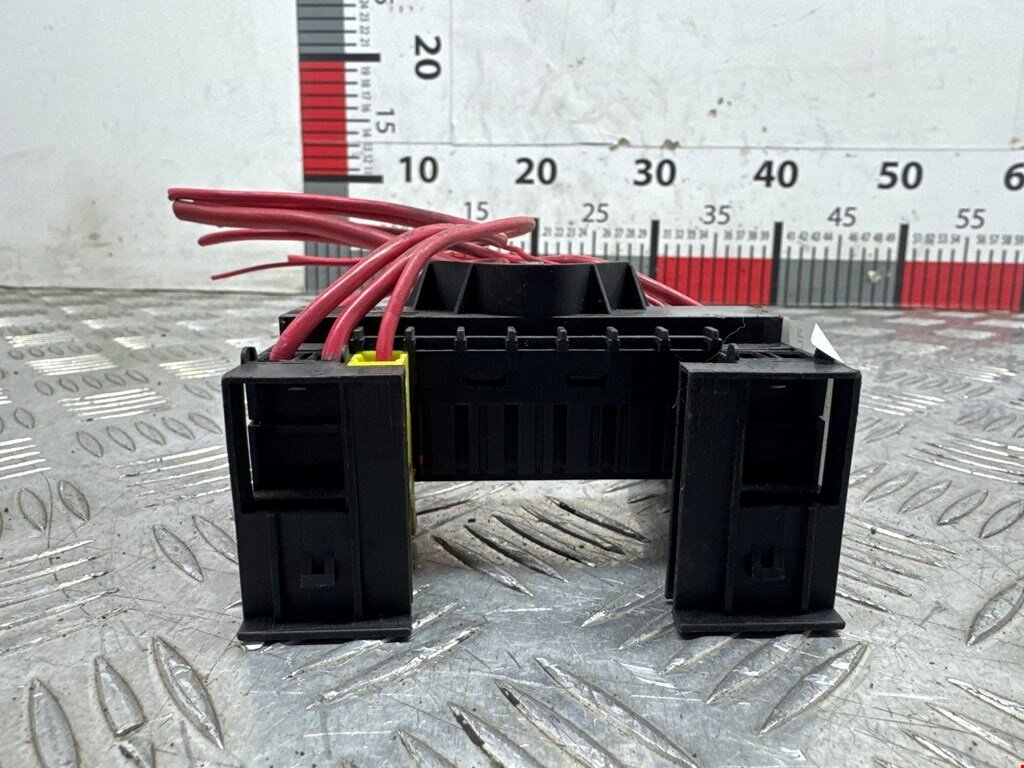 Блок предохранителей Mercedes S-Class (W221) A2215450601 арт. 2272755