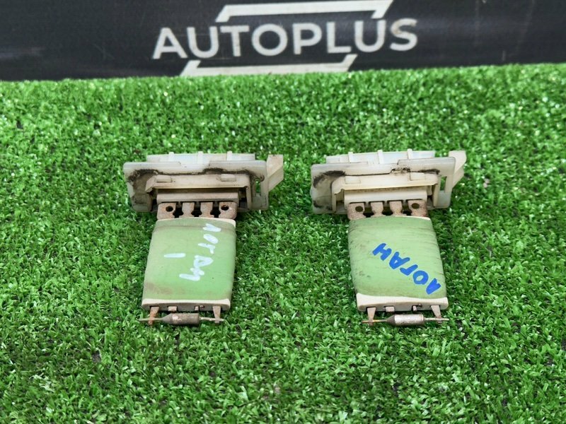 Резистор печки Renault Logan 2009 (1.6 K7M710) Б/У с пробегом