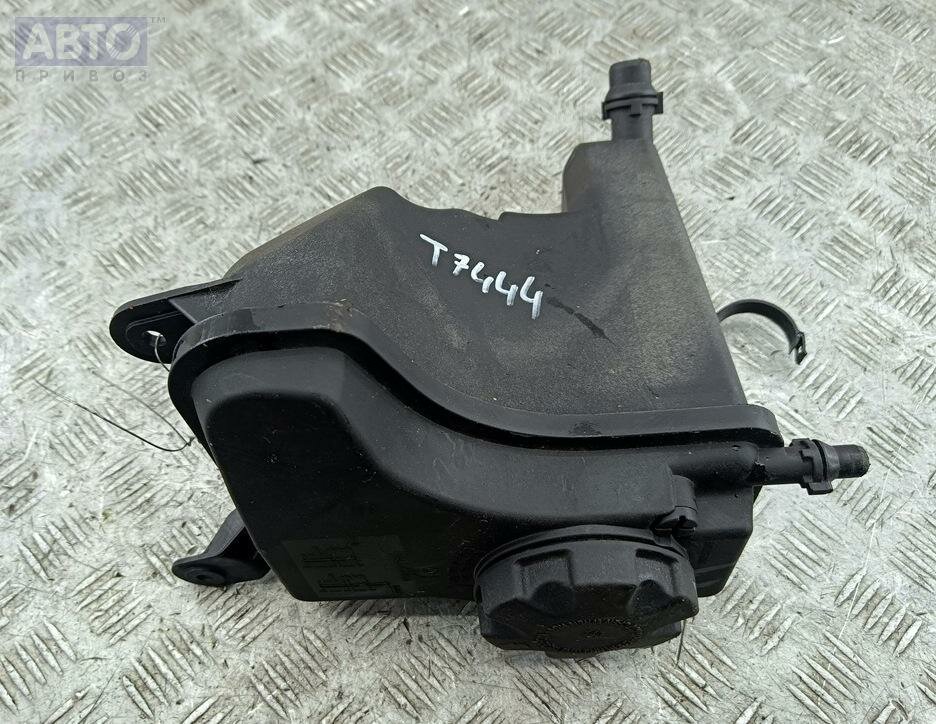 Бачок расширительный BMW 3 E90/E91/E92/E93 (2005-2013)