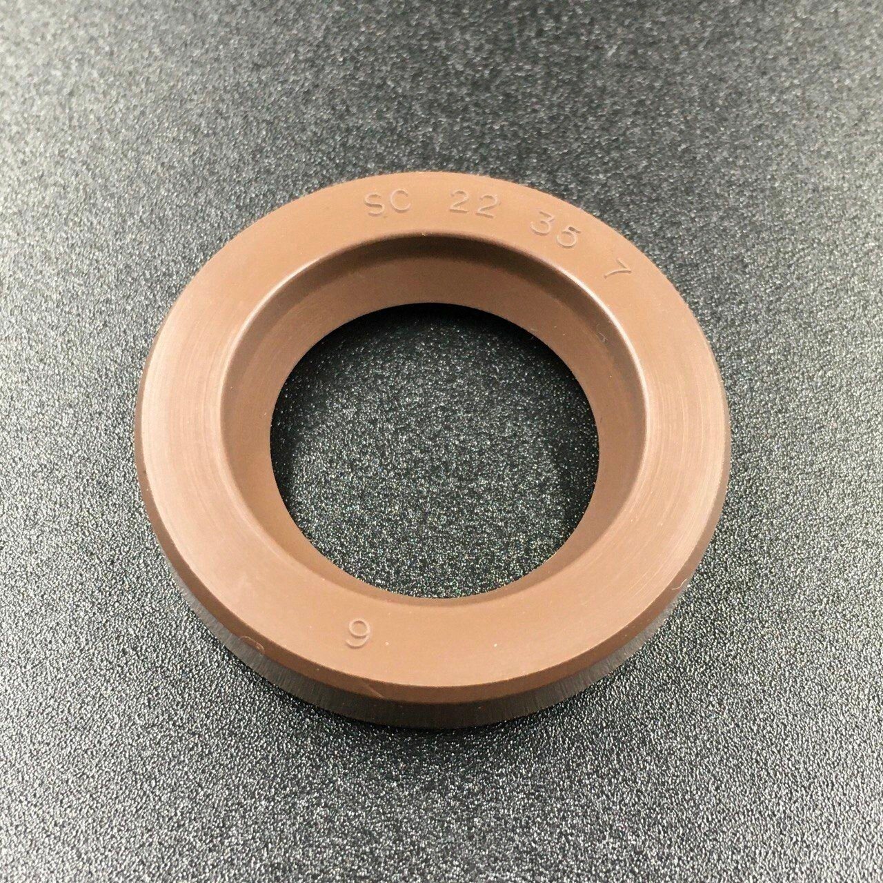 Сальник Honda (91252-ZV5-003) (22x35x7) (Omax)