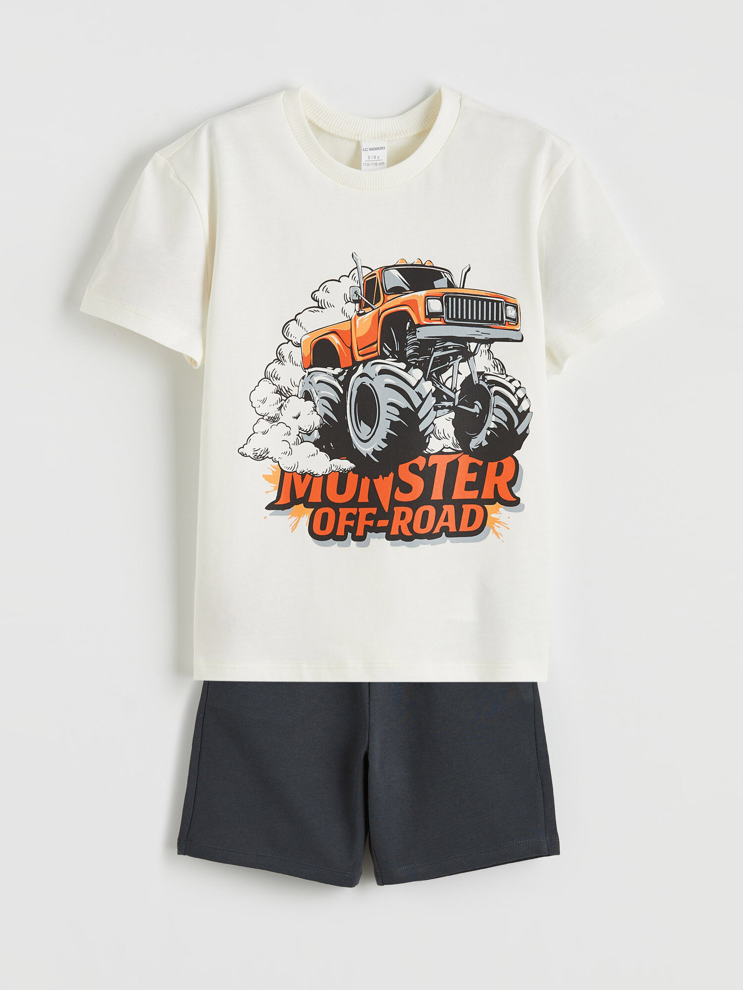 Комплект одежды