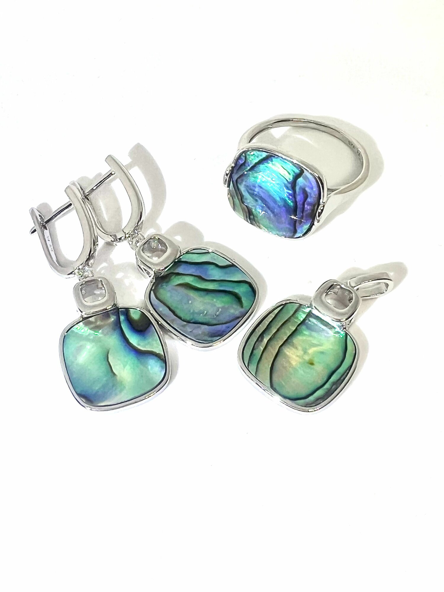 Комплект бижутерии