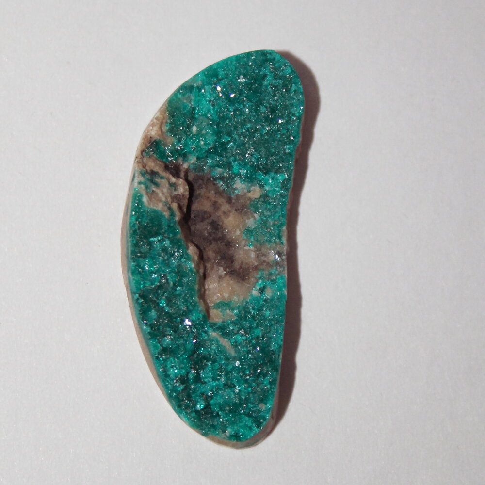 Диоптаз кабошон, натуральный камень, 31х13х3 мм, Казахстан, "True Stones"