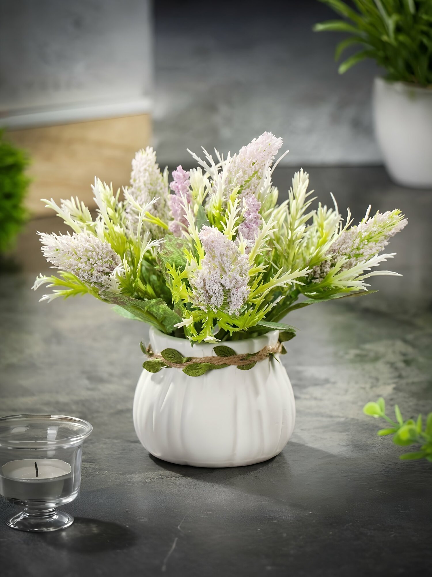 Искусственный цветок лаванда в керамическом кашпо 20 см, настольный декор для дома, офиса, спальни и гостиной, модель Y4-6926