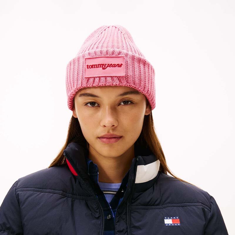 Шапка TOMMY HILFIGER для женщин, размер Один размер, белый/розовый — фото 1