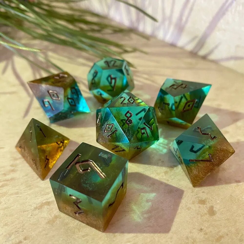 Дайсы ручной работы (игральные кости, кубики) для DnD, ДнД, Dungeons and Dragons, Pathfinder RPG (набор 7шт) Cat Mint