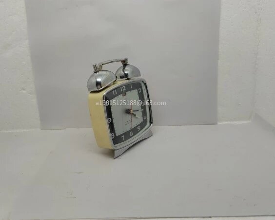 Механический двойной будильник