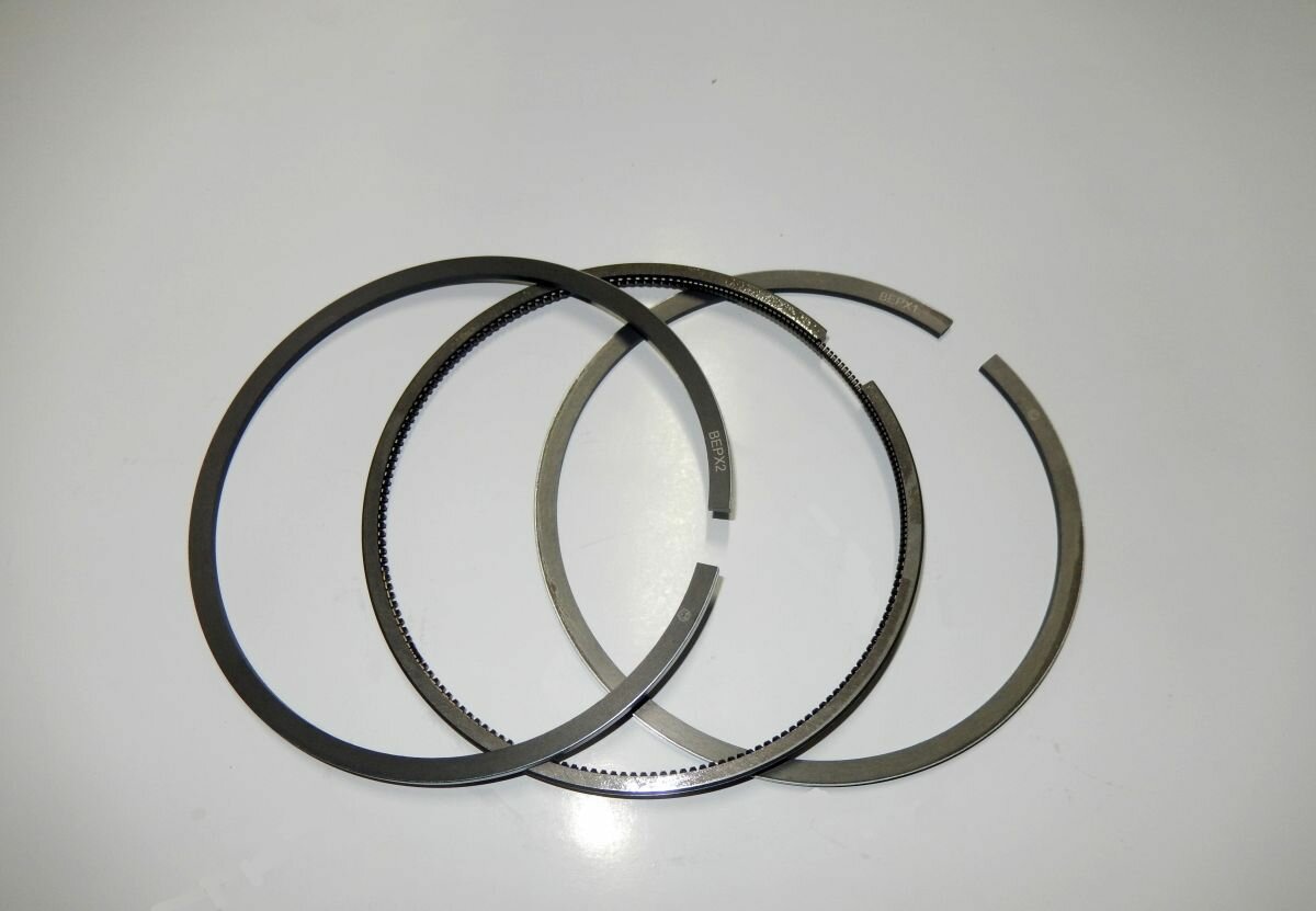 Кольца поршневые черно - белые Евро - 1 / ПАО КамАЗ 7405-1000106-00, 1 шт.