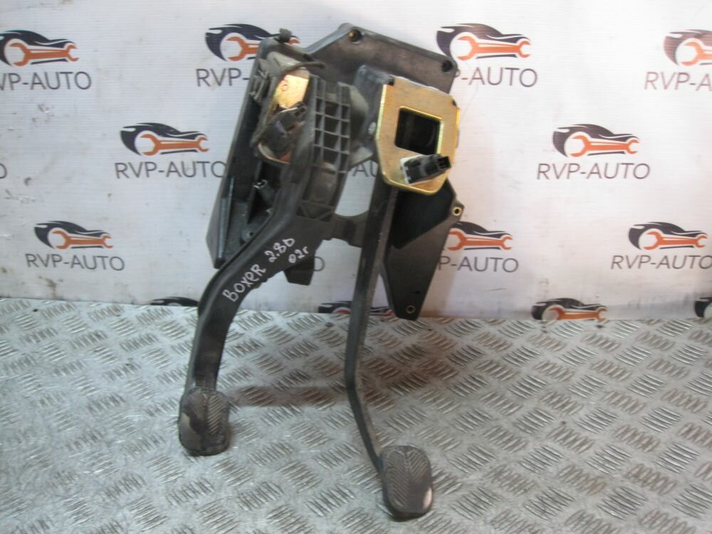 Педальный узел Peugeot Boxer 244 2002-2006 4500A0