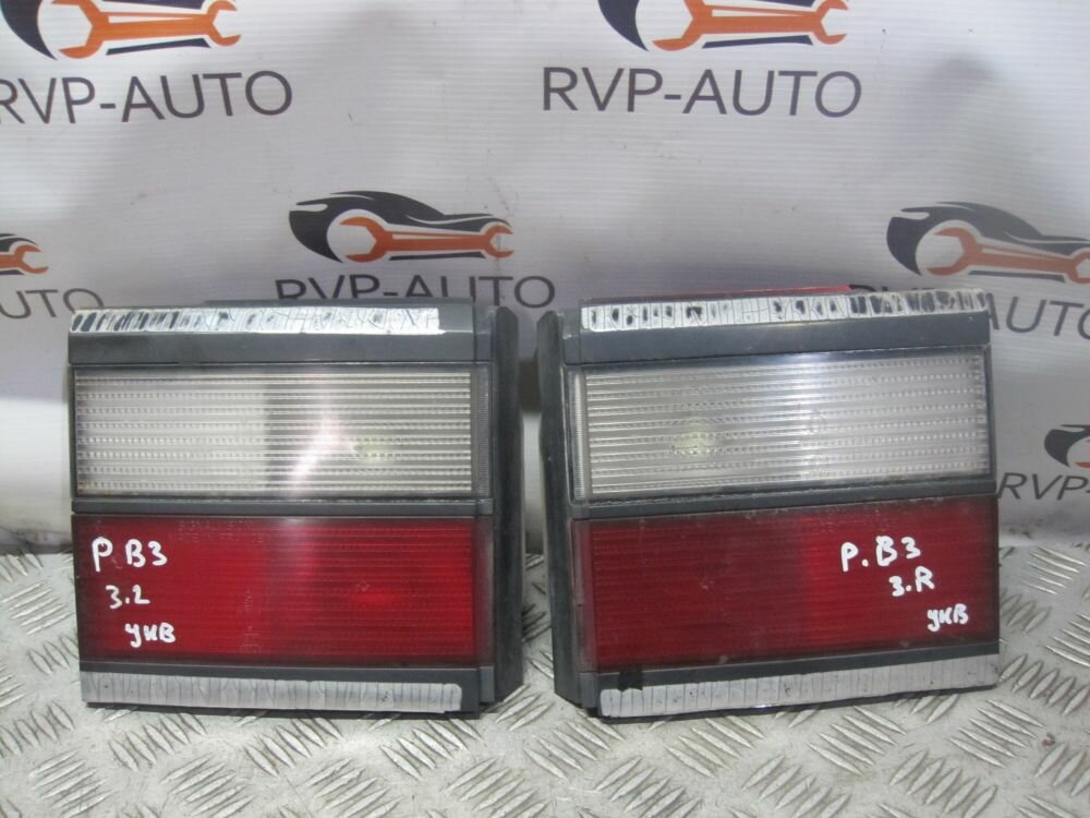 Фонарь задний внутренний Volkswagen Passat B3 357945107