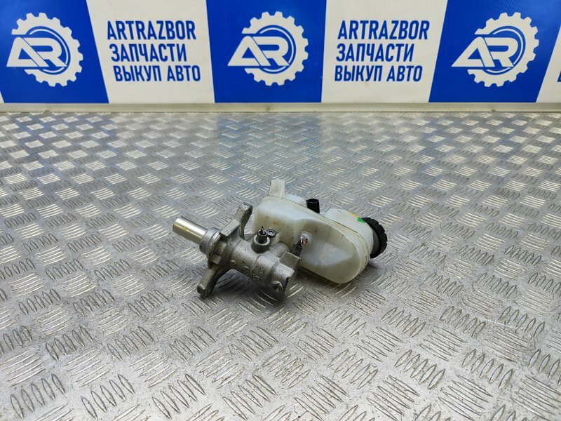 Б/У Цилиндр тормозной главный Renault Duster / Рено Дастер 1.5 K9K 2021