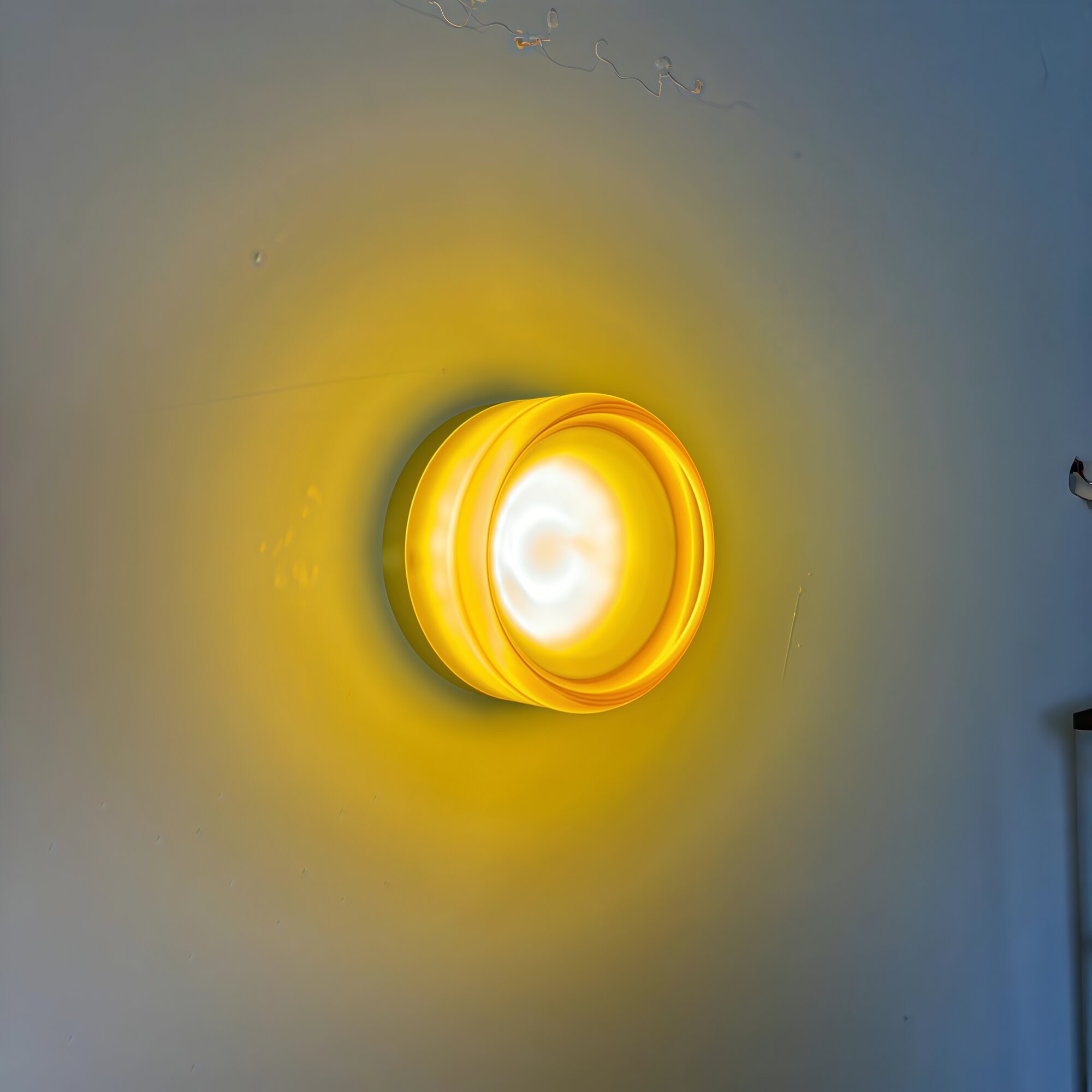 Настенный светильник Clear Lighting "Dimple Flush", LED, янтарный, теплый свет, белый