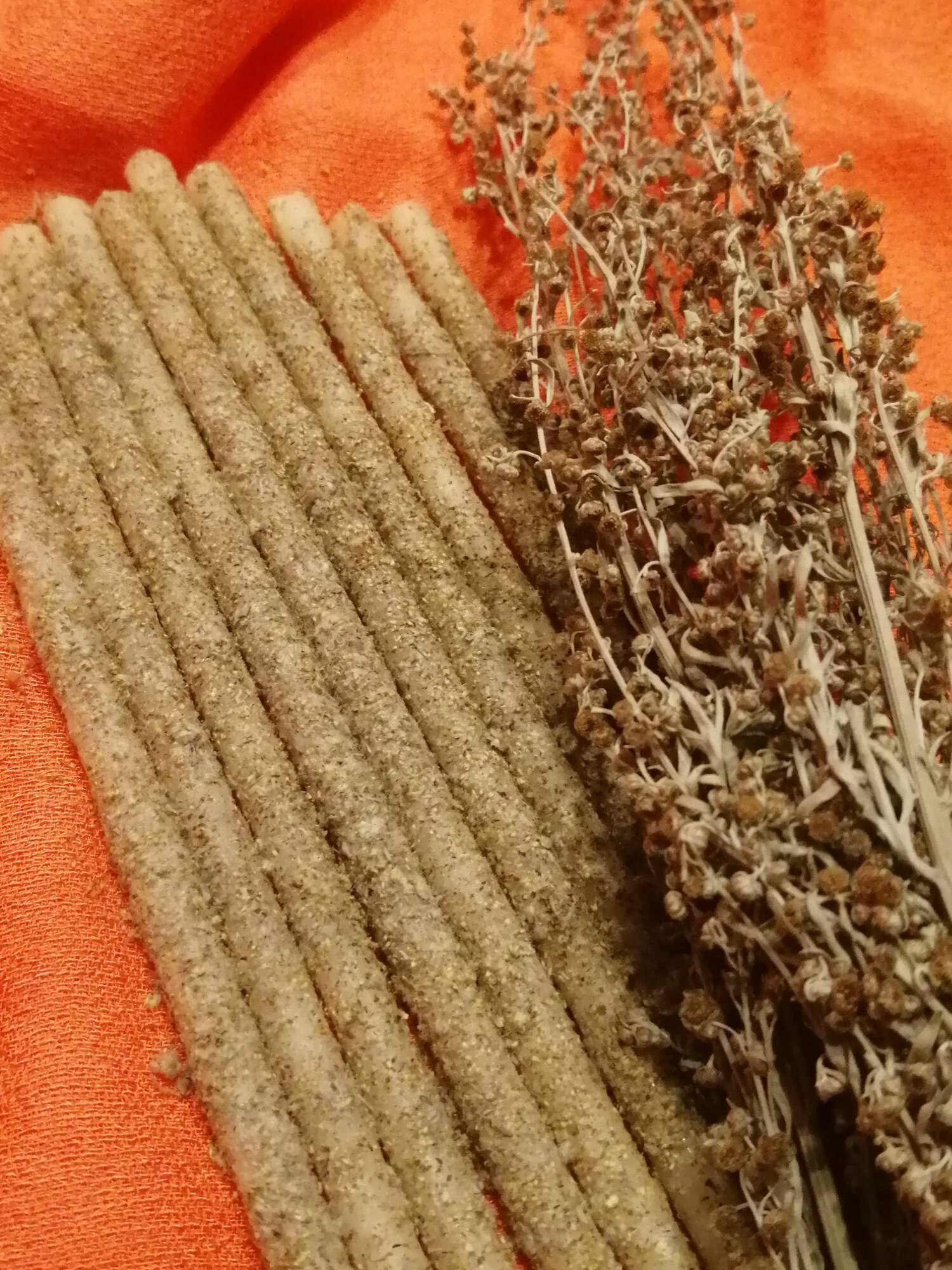 Свечи восковые белые с полынью 20 шт 18.5х0.6