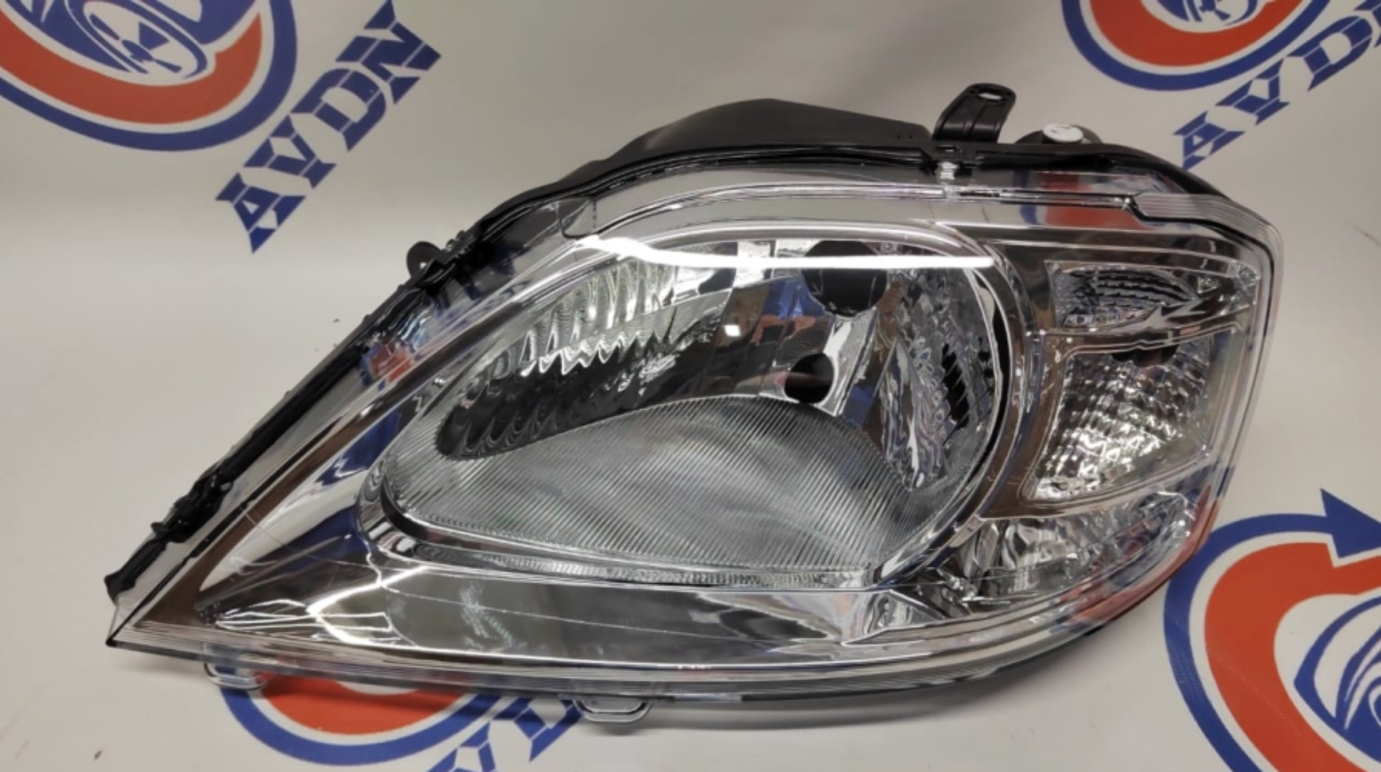 Фара левая LADA Largus / Renaut Logan 1 фаза 2 2010-2014 бренд Море Бамперов