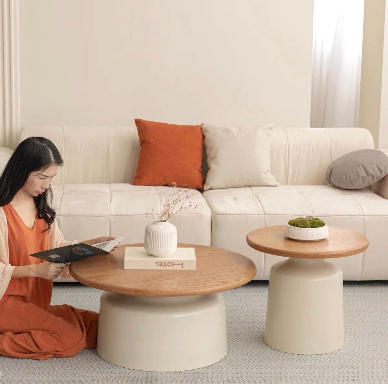 Икеа 【Круглый комбинированный журнальный столик в современном минималистском стиле】