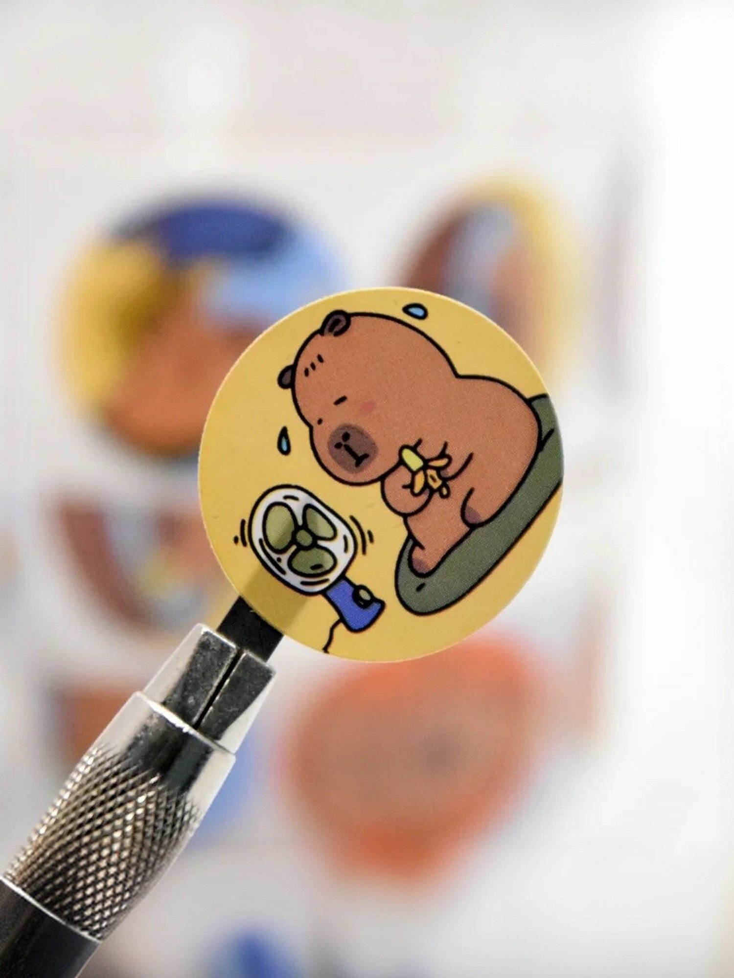 Наклейки стикеры в рулоне "Капибары" поощрительные, 25 мм, 500 шт