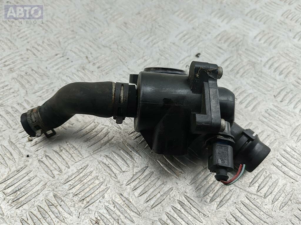 Корпус термостата Volkswagen Passat B5+ (GP)