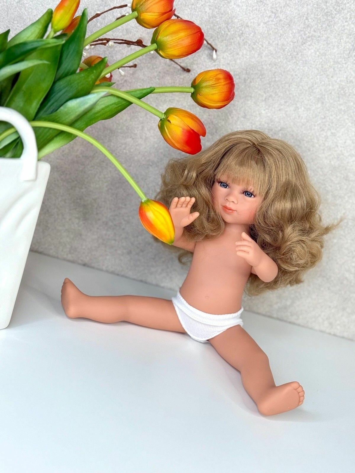 Кукла для девочки виниловая 34 см Селия без одежды (022326W)