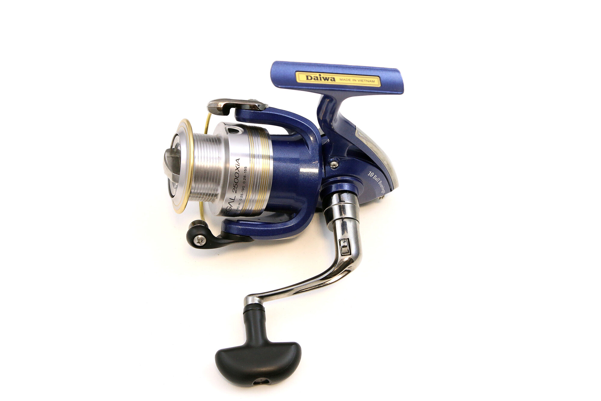 Катушка DAIWA Regal 2500-XiA F 325г 5.3:1 10+1 4кг