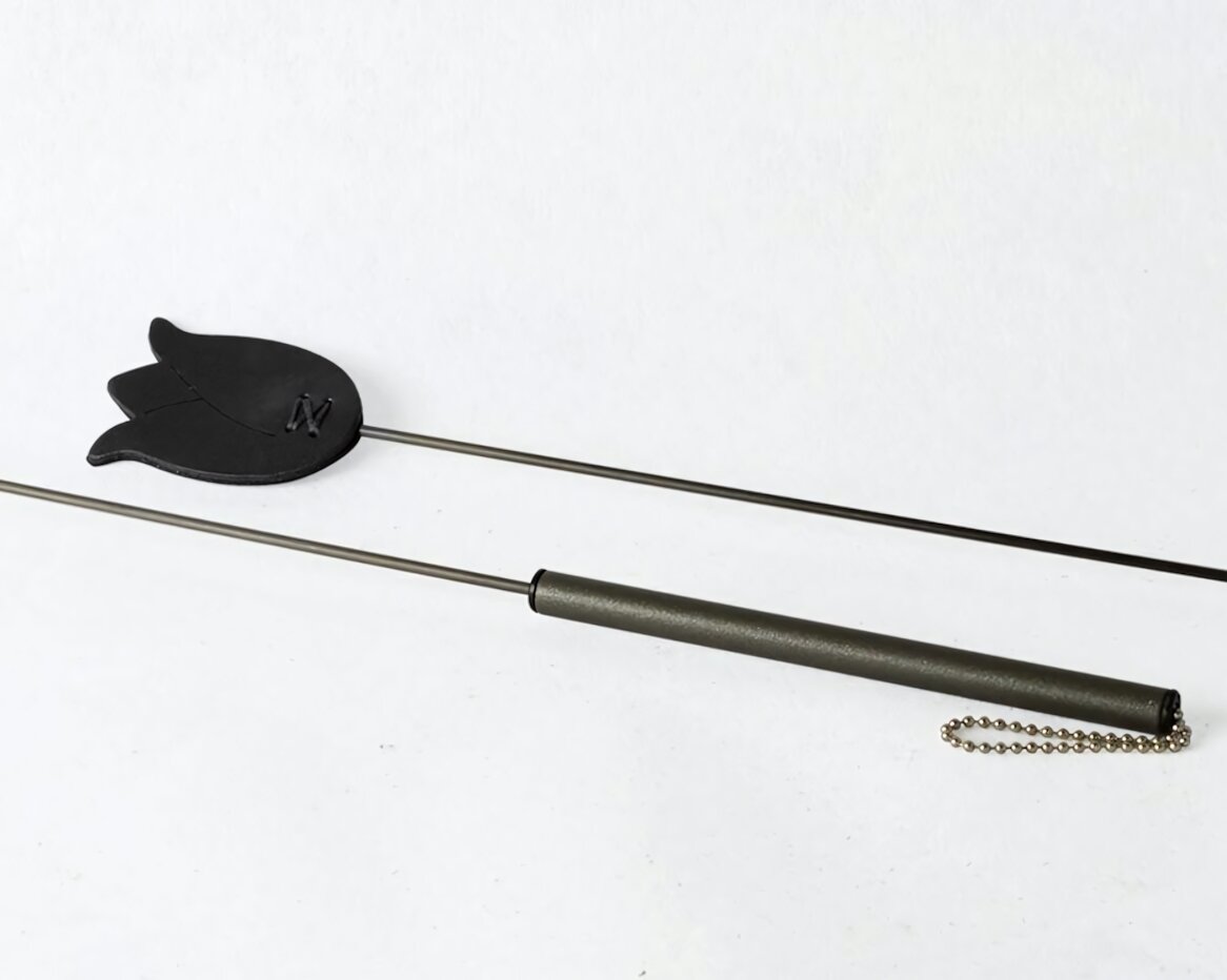 Хлыст 'Тюльпан' с кожаным шлепком, натуральная кожа, 60 см, черный